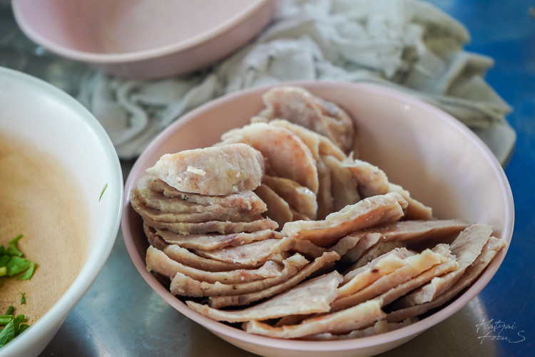 หาดใหญ่ | ก๋วยเตี๋ยวลับๆ สูตรเด็ด"เอ็นหมู-เนื้อ" ลุงเรืองหาดใหญ่ || Hatyaifocus.com